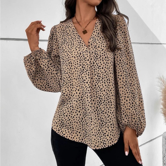 Tops | Print Lantern Sleeve Blouse | Poshmark